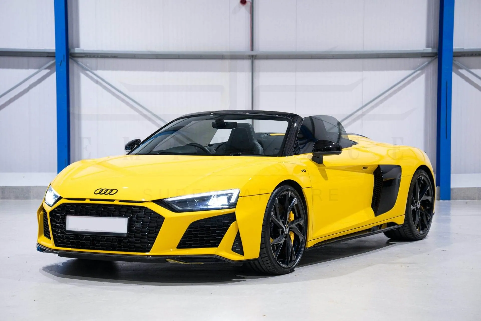 Audi R8 Spider Yellow - Eminence Supercar Hire